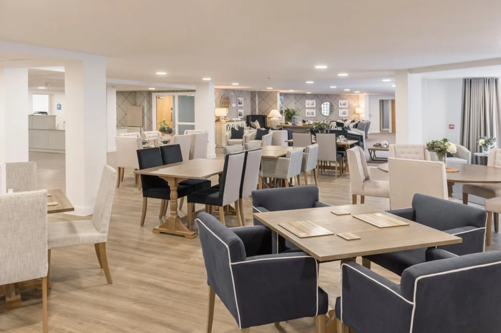 Wimborne Market Riverside Park | Edwards Estate Agents