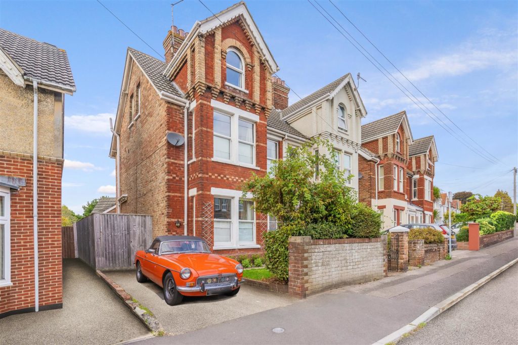 Lower Parkstone Poole Bh14 Edwards Estate Agents