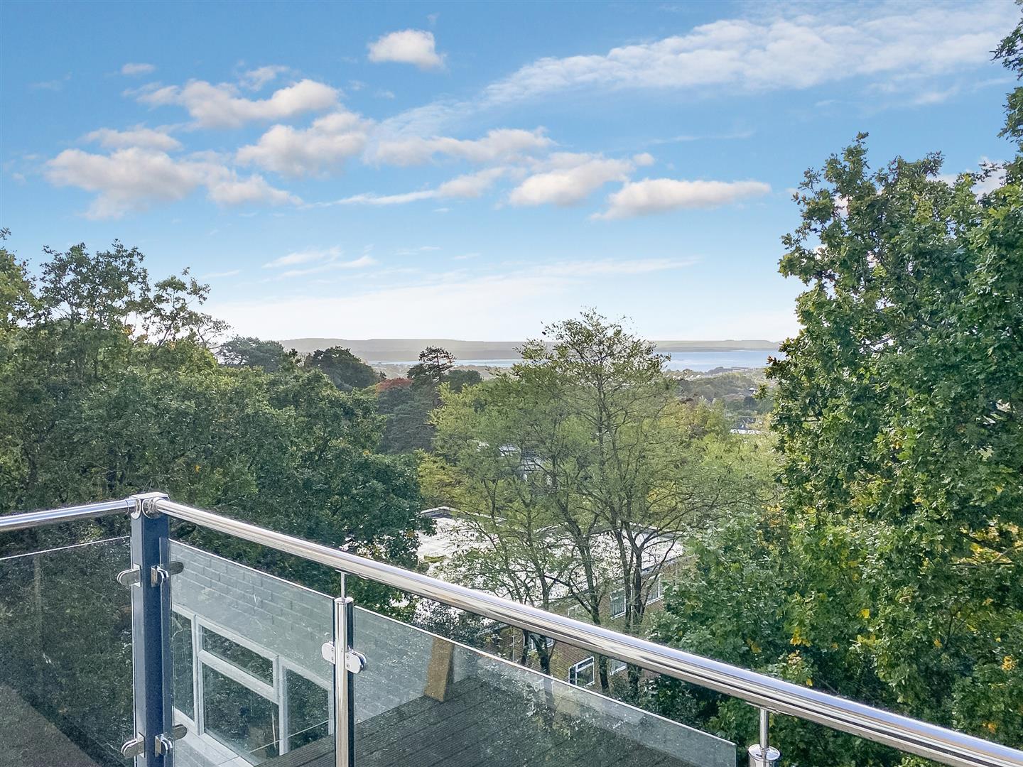 Ashley Cross, Lower Parkstone, Poole, BH14 | Edwards Estate Agents