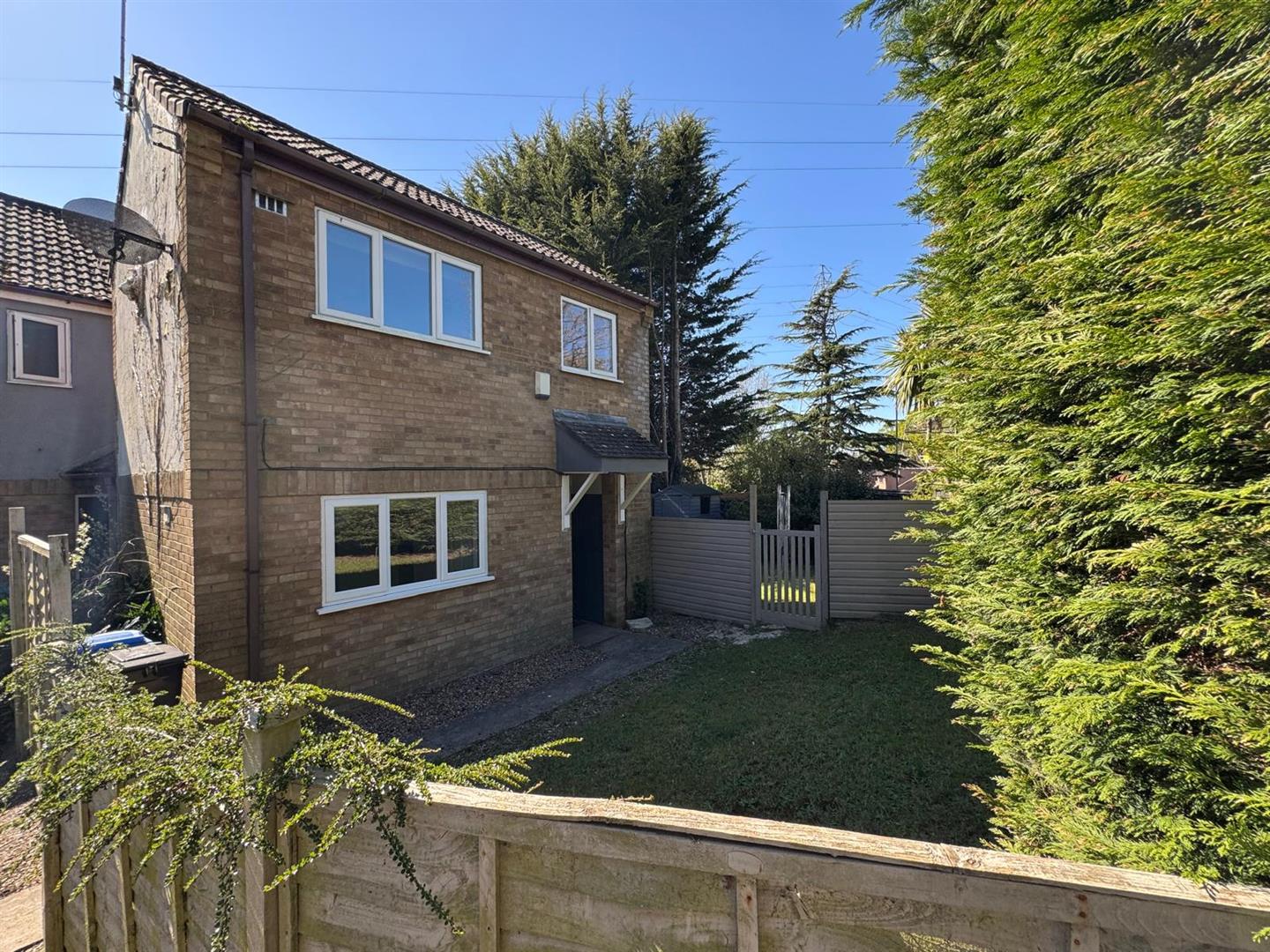 Primrose Gardens, Creekmoor, Poole | Edwards Estate Agents